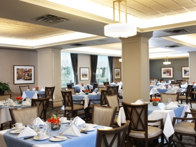 Amica Bronte Harbour, Retirement home, Oakville, ON, Senior Living ...