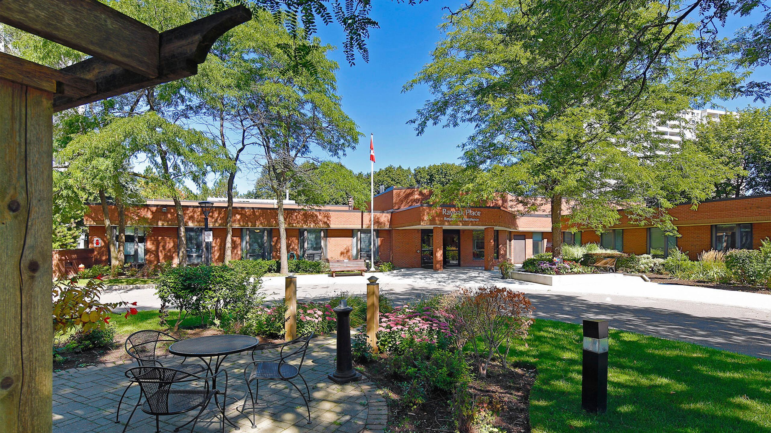 Toronto Retirement Homes, Senior Living, Housing Care, Communities Ontario