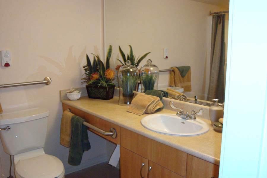 Amica at White Rock, Retirement home, South Surrey, BC, Senior Living ...