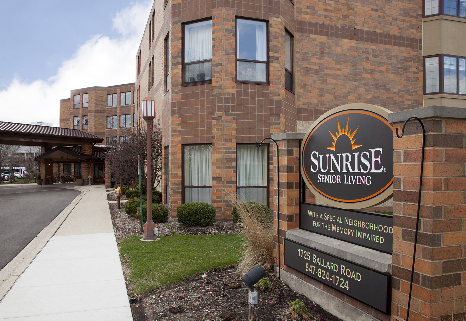 Summit of Uptown, Retirement home, Park Ridge, IL, Senior Living ...